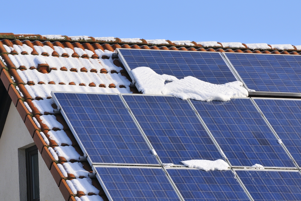 Storing Solar Energy to Use During Winter - Compare Electricity